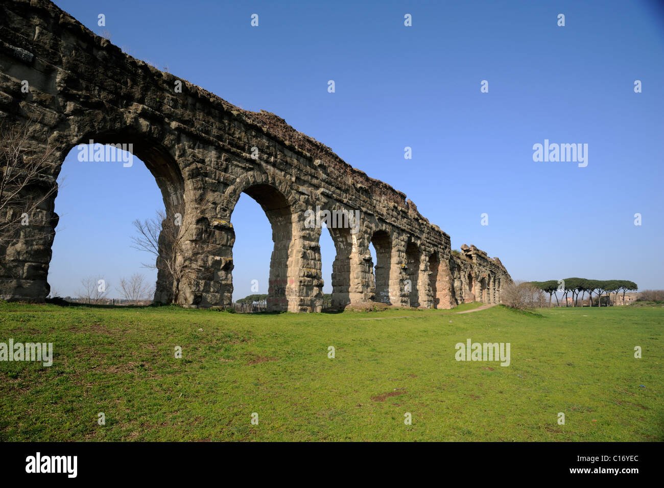Parco acquedotti rome hi-res stock photography and images - Alamy
