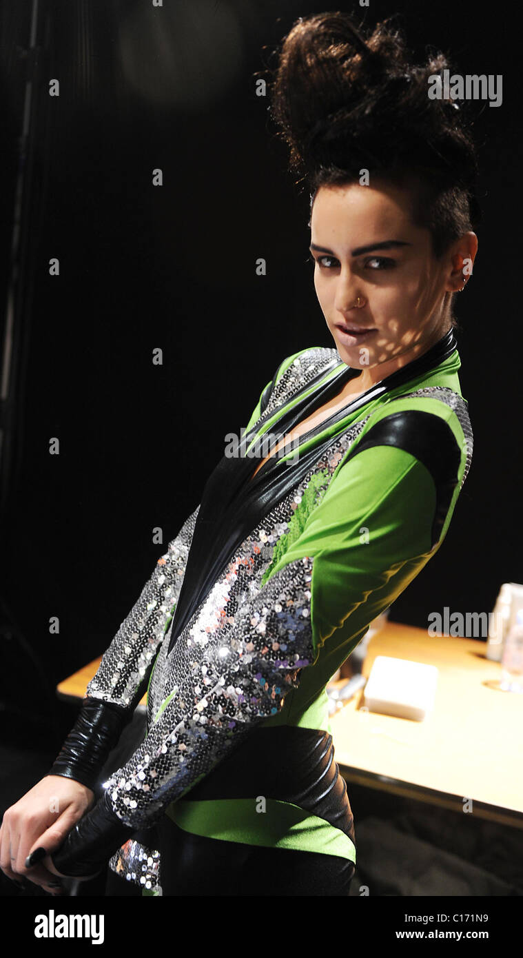 Alice Dellal London Fashion Week off- schedule Autumn/Winter 2009 - Pam ...