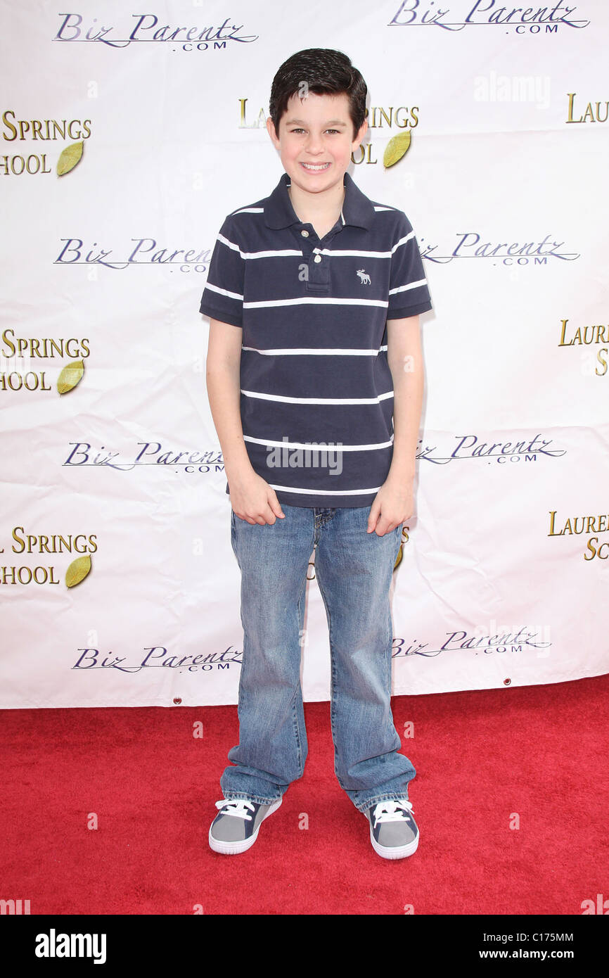 Aaron Sanders The BizParentz Foundation's 5th Annual CARE Awards To ...