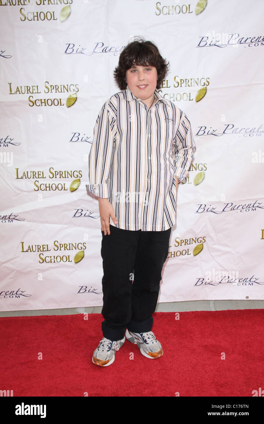 Everette Plen The BizParentz Foundation's 5th Annual CARE Awards To ...