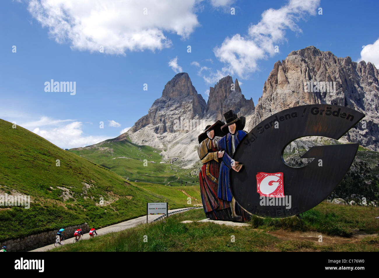 Val gardena sign hi-res stock photography and images - Alamy