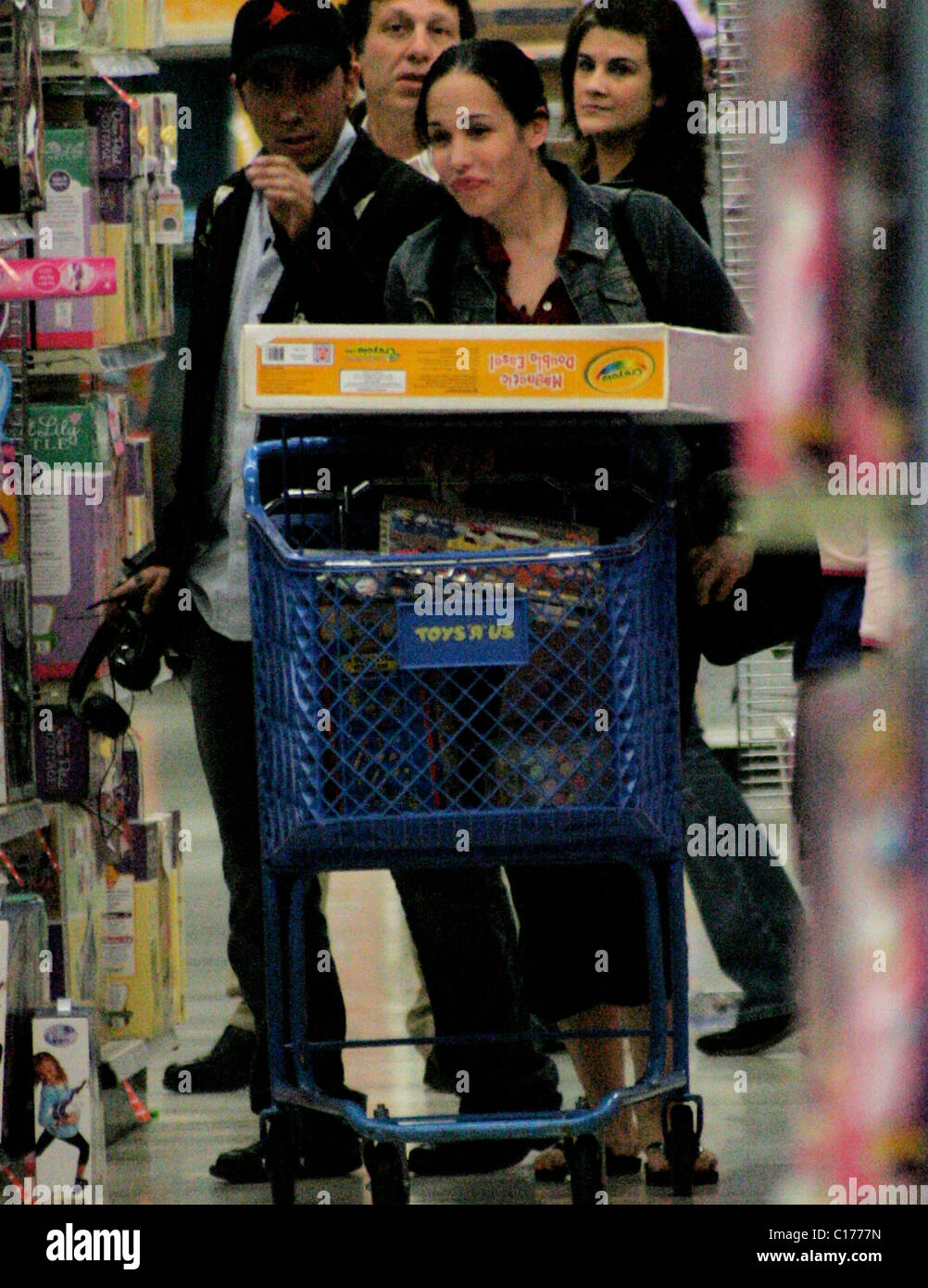 Nadya Suleman Aka Octomom Goes On A Toy Shopping Spree At Toys R Us After Leaving The Hospital