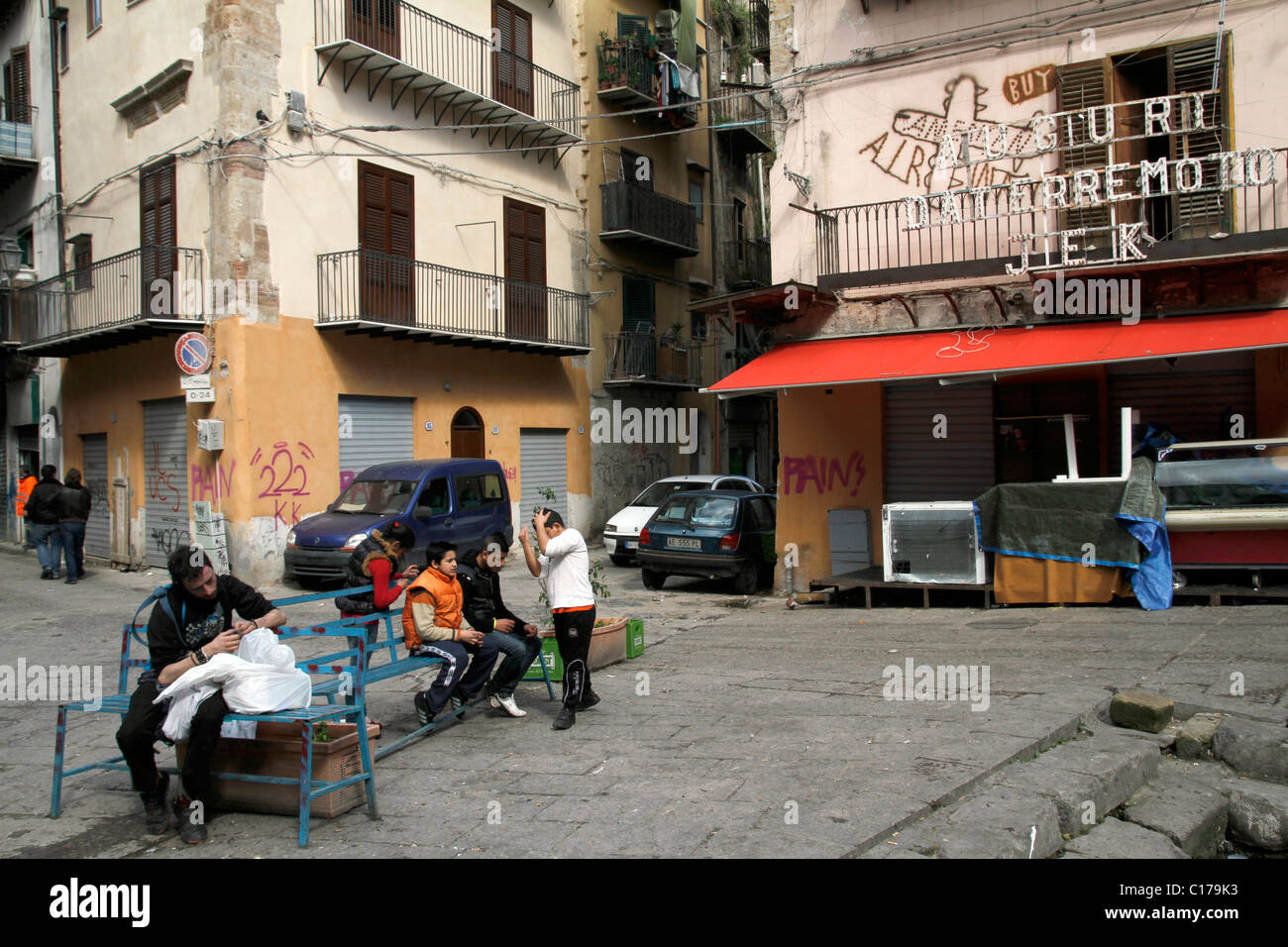 ITALY.SICILY.YOUTH PLAYING IN A RUN DOWN AREA OF PALERMO Stock Photo ...