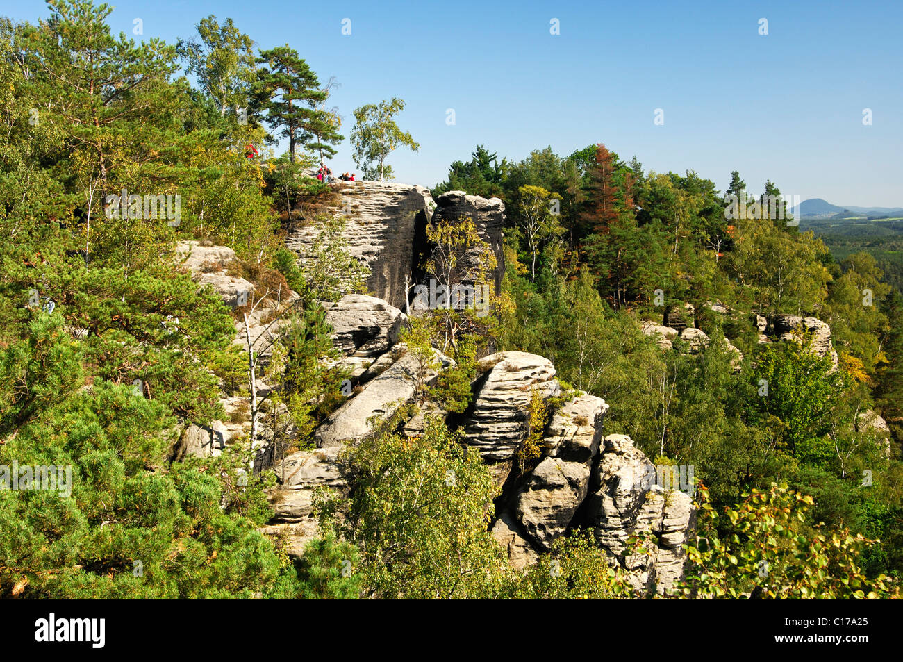Rugged rocks hi-res stock photography and images - Alamy