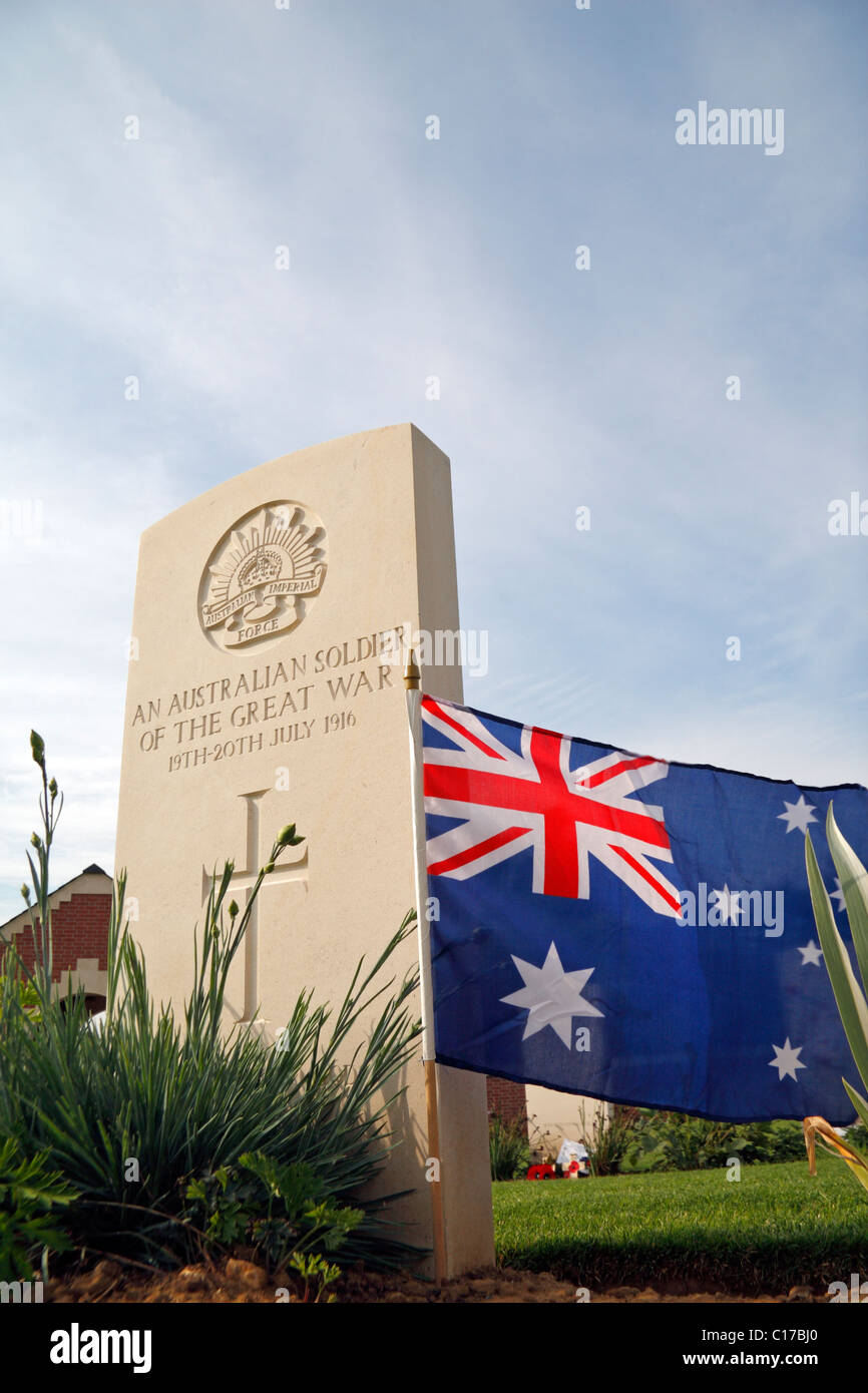Australian military grave hi-res stock photography and images - Alamy