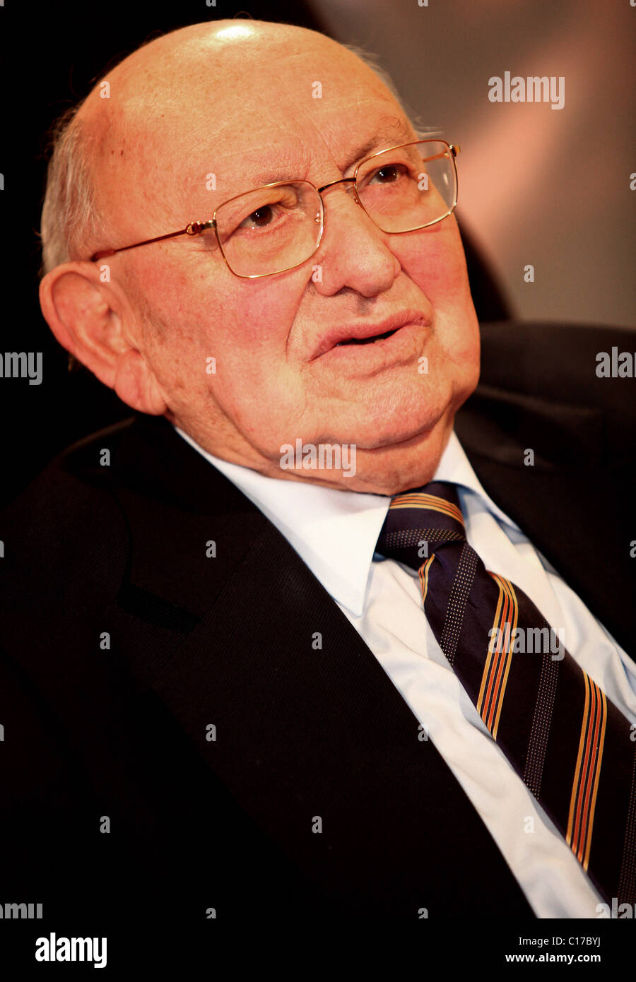 Marcel Reich-Ranicki movie premiere of "Marcel Reich-Ranicki: Mein ...