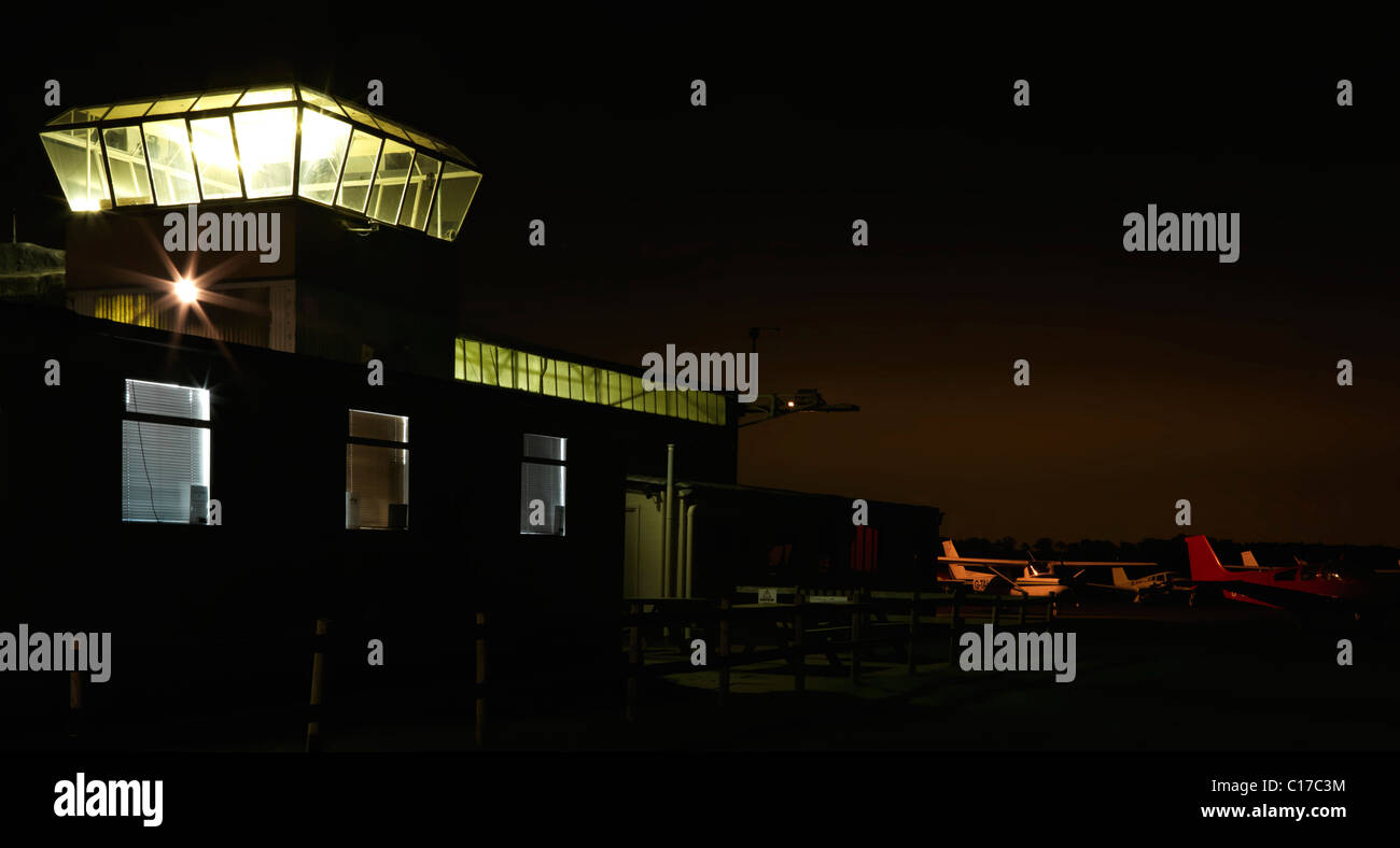 Old control tower airfield hi-res stock photography and images - Alamy