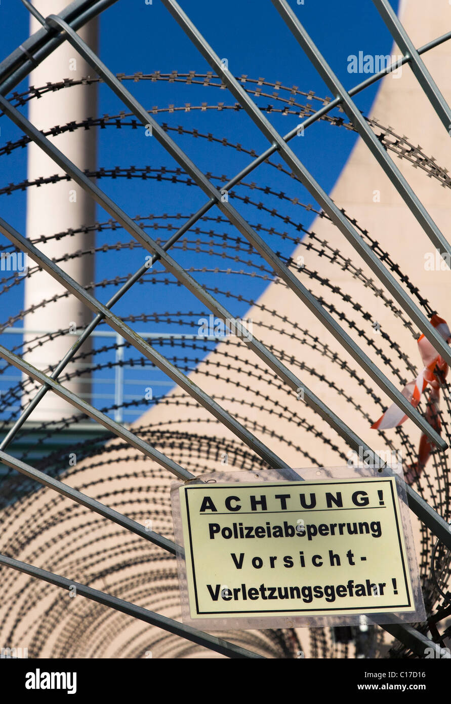 Measure office buildings hi-res stock photography and images - Alamy