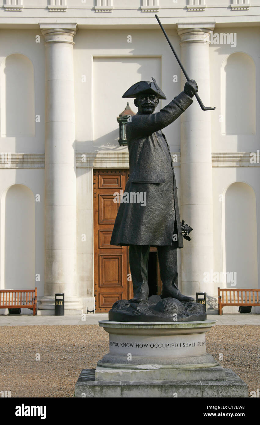 Bronze Statue of a Chelsea Pensioner, The Royal Hospital, Chelsea ...