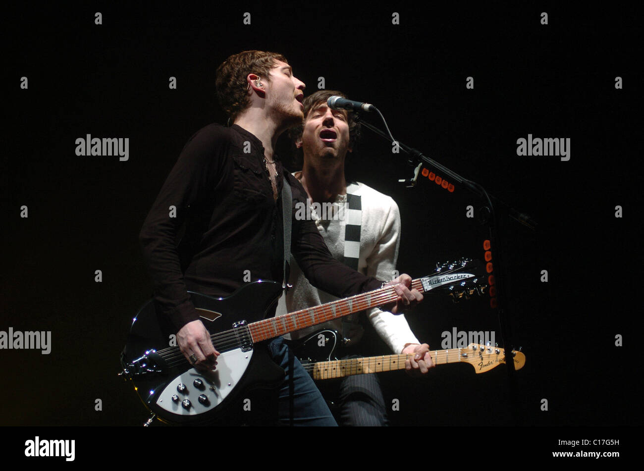 Snow Patrol performing at the Odyssey Arena Belfast, Northern Ireland ...
