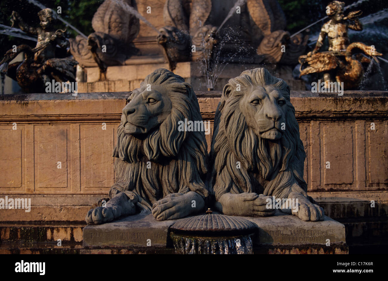 Fontaine du lion hi-res stock photography and images - Alamy