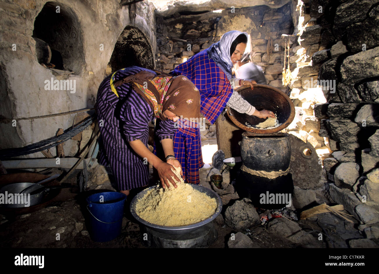 Tunisia, Southern Tunisia, Tataouine area, ksour's road, Douiret old ...