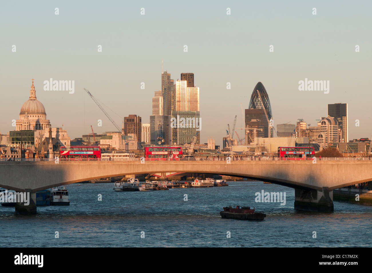Jubilee river hi-res stock photography and images - Alamy