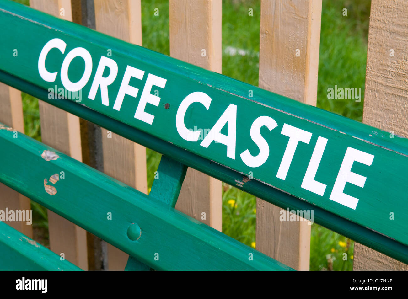 Corfe Castle Sign on a Railway Bench Stock Photo - Alamy