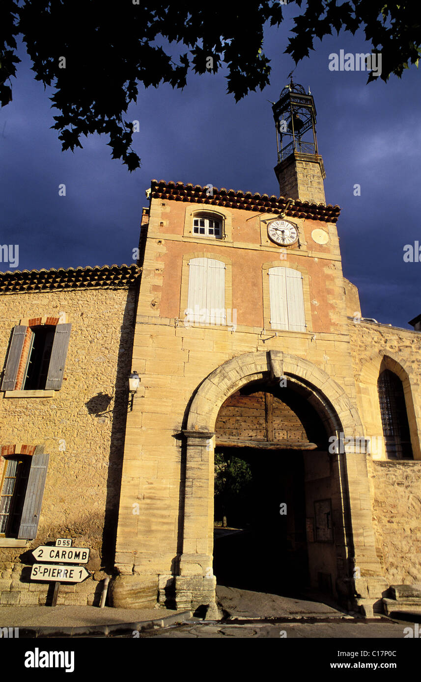 Modene Vaucluse High Resolution Stock Photography and Images - Alamy