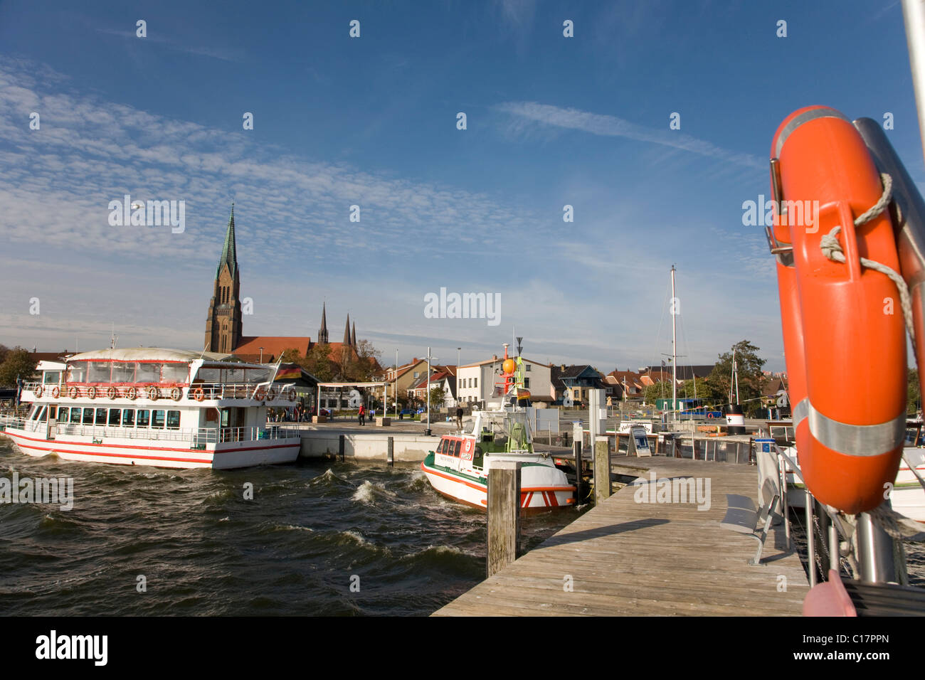 Harbour with view to St. Petri Dom, St. Peter's Cathedral, Schleswig an ...