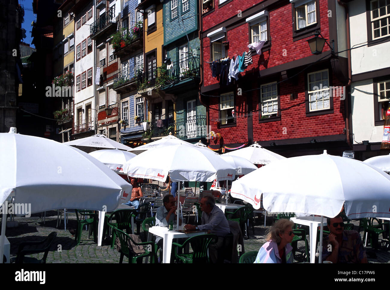 Porto ribeira square hi-res stock photography and images - Alamy