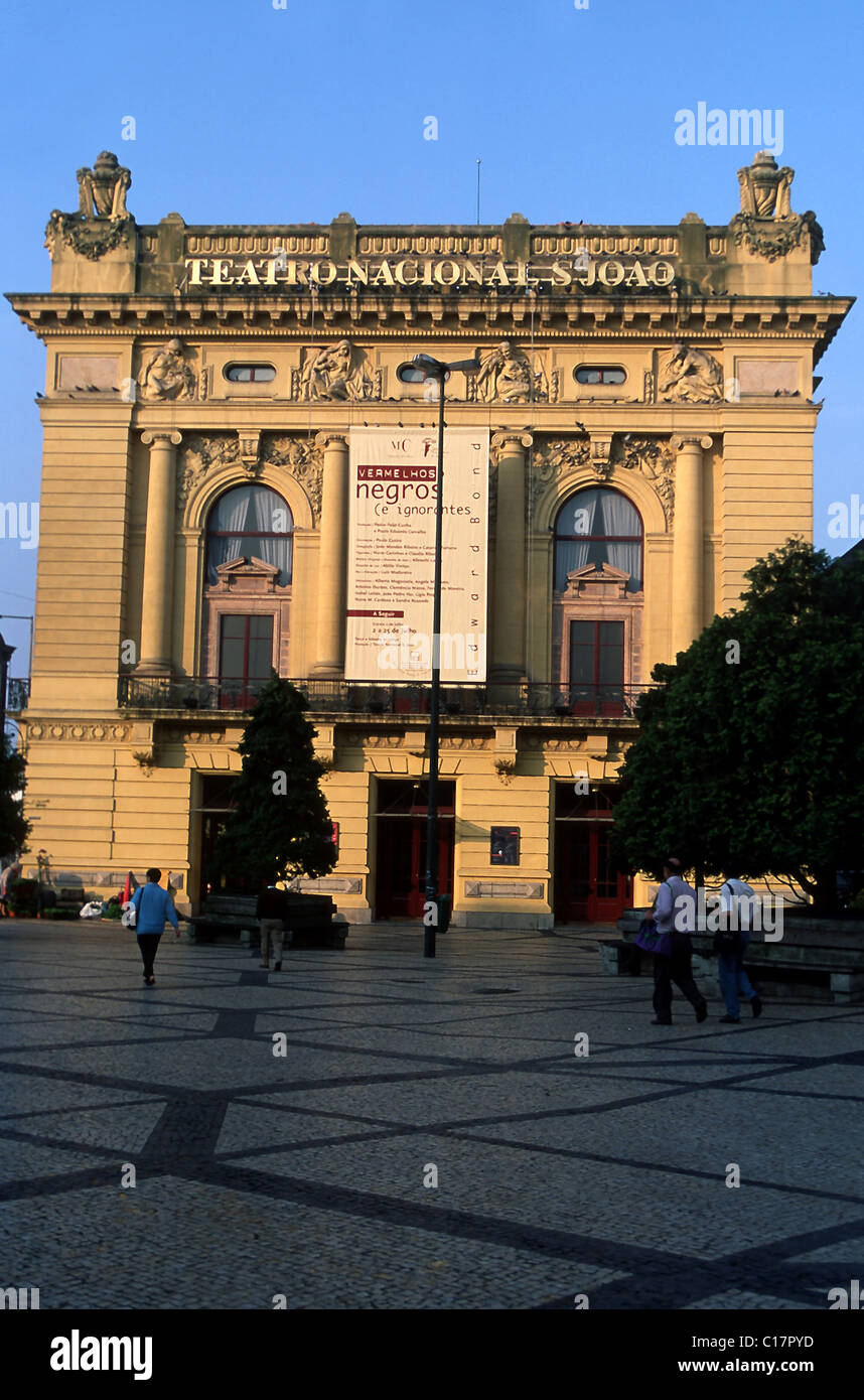 National theatre porto hi-res stock photography and images - Alamy