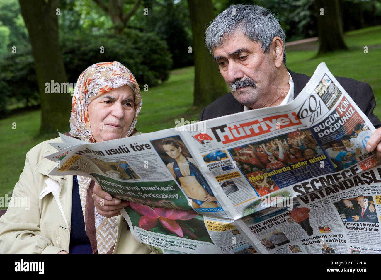 Elderly turkish woman hi-res stock photography and images - Alamy
