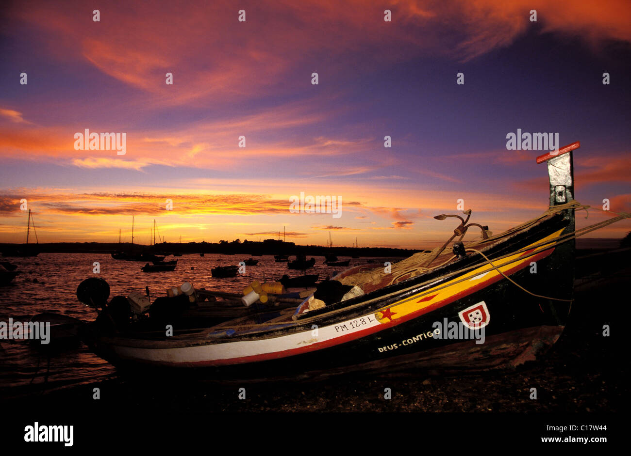 Alvor portugal hi-res stock photography and images - Alamy