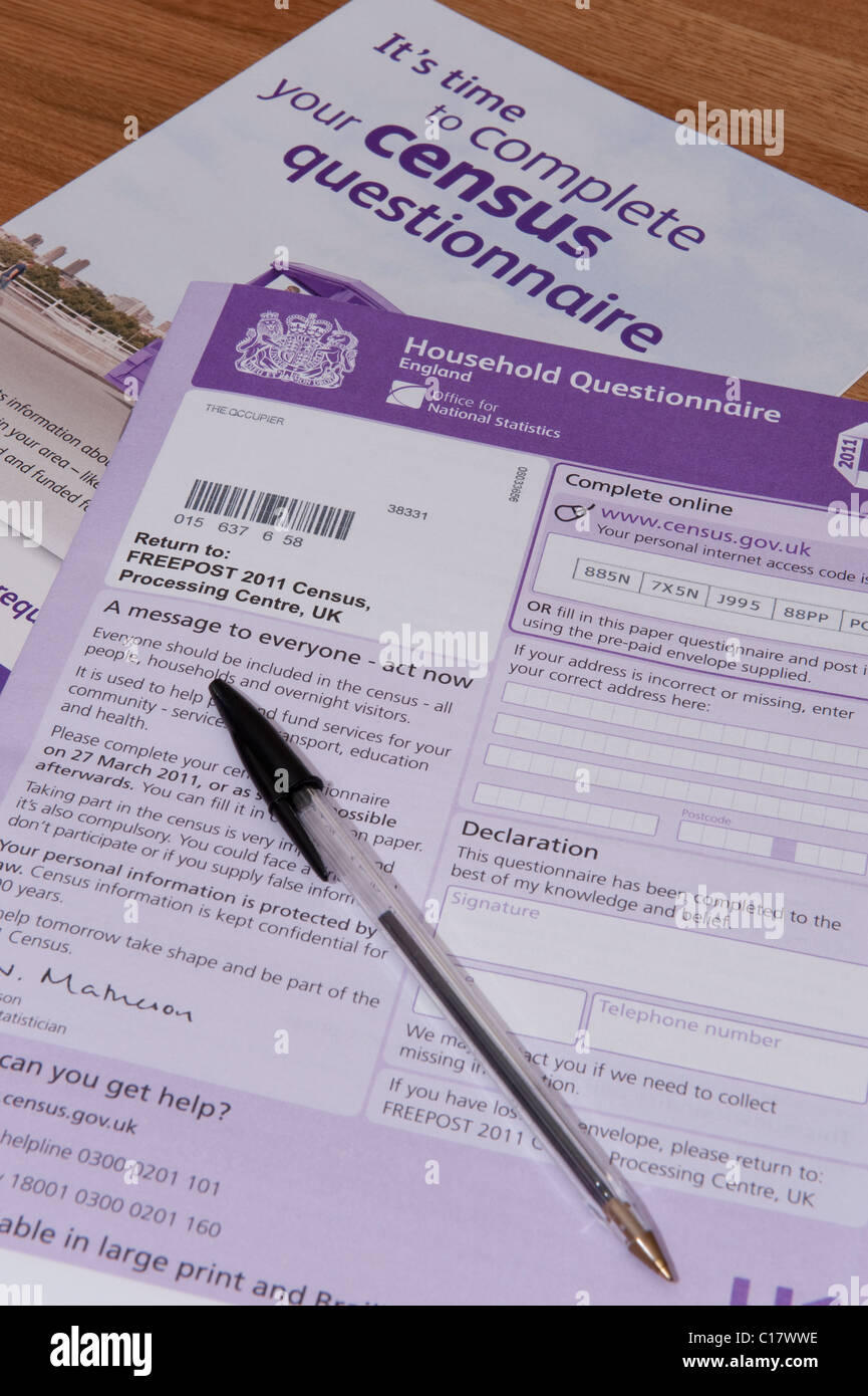 The UK census form for 2011 ready to be filled in Stock Photo - Alamy