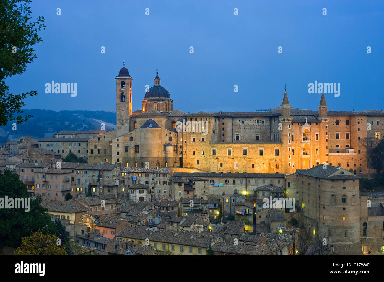 Urbino italy hi-res stock photography and images - Alamy