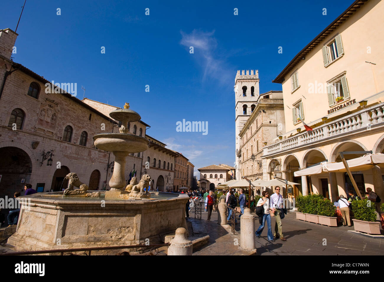 Piazza del Comune, Assisi, Umbria, Italy, Europe Stock Photo - Alamy