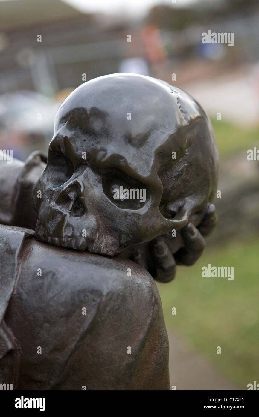 Stratford Upon Avon Shakespeare with skull Stock Photo - Alamy