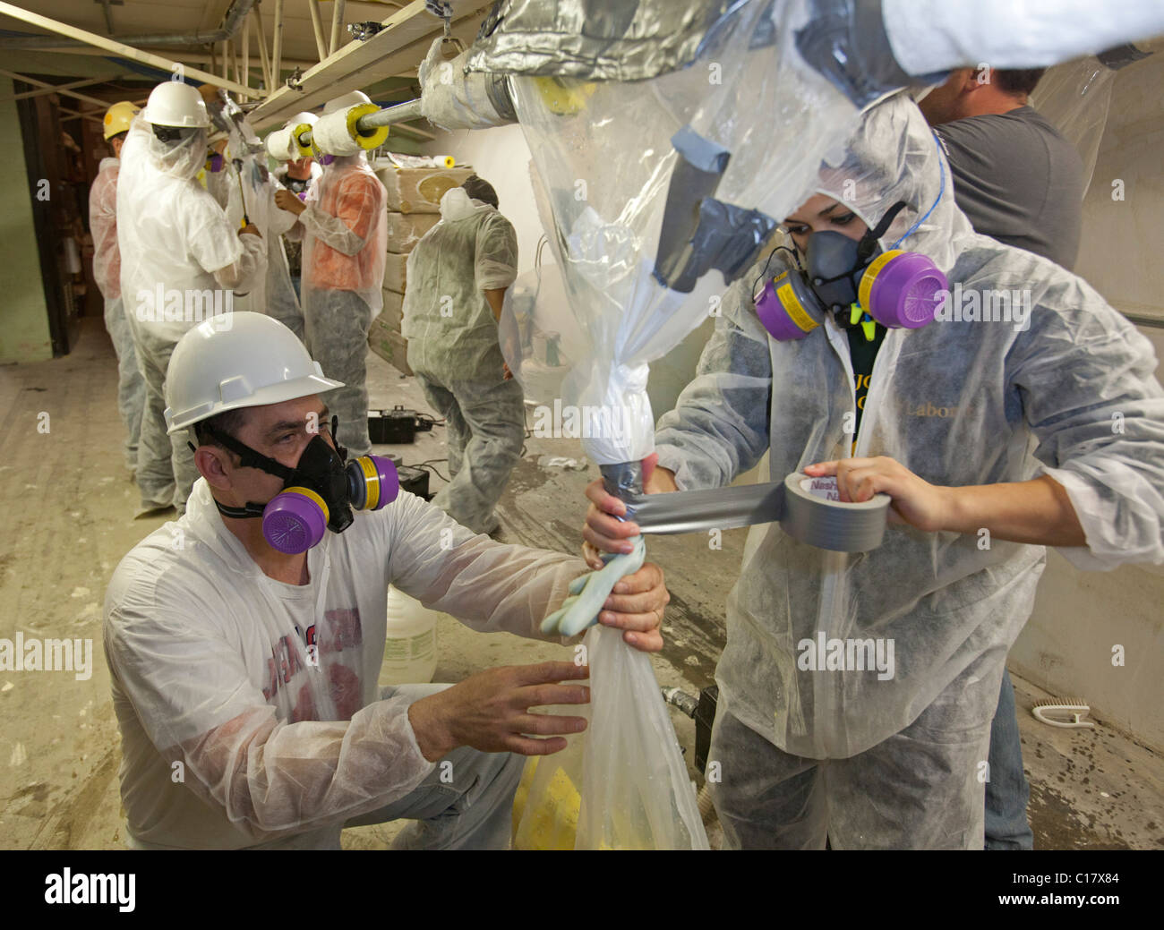 Asbestos removal hi-res stock photography and images - Alamy