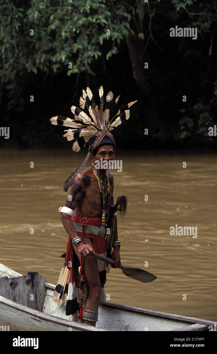 Borneo warrior hi-res stock photography and images - Alamy