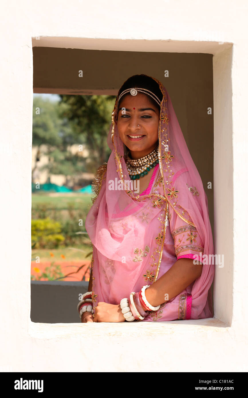 Traditional dressed indian girl Stock Photo - Alamy