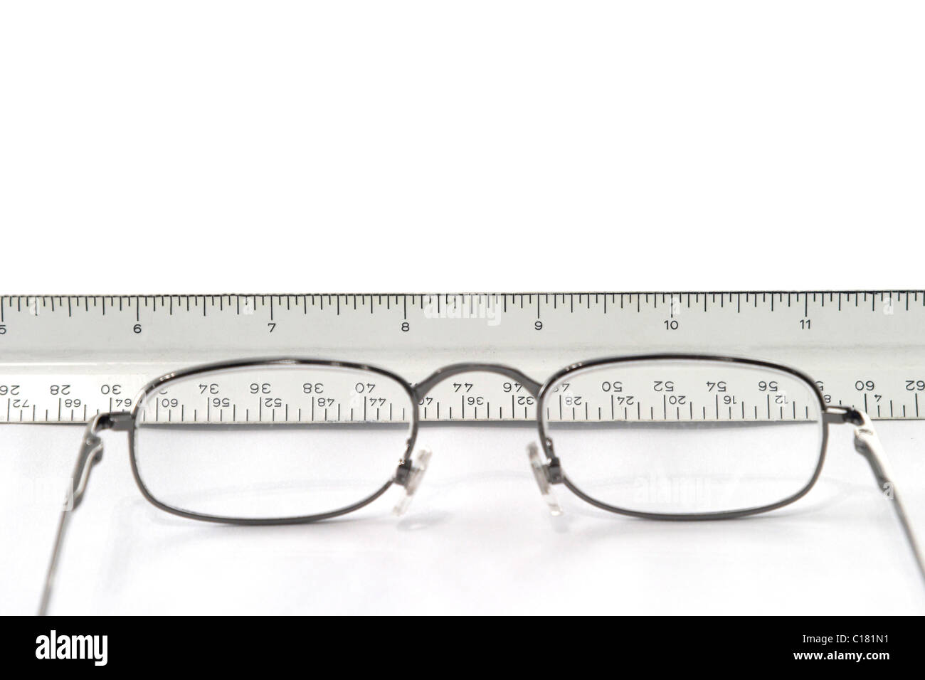 Eyeglasses ruler hi-res stock photography and images - Alamy