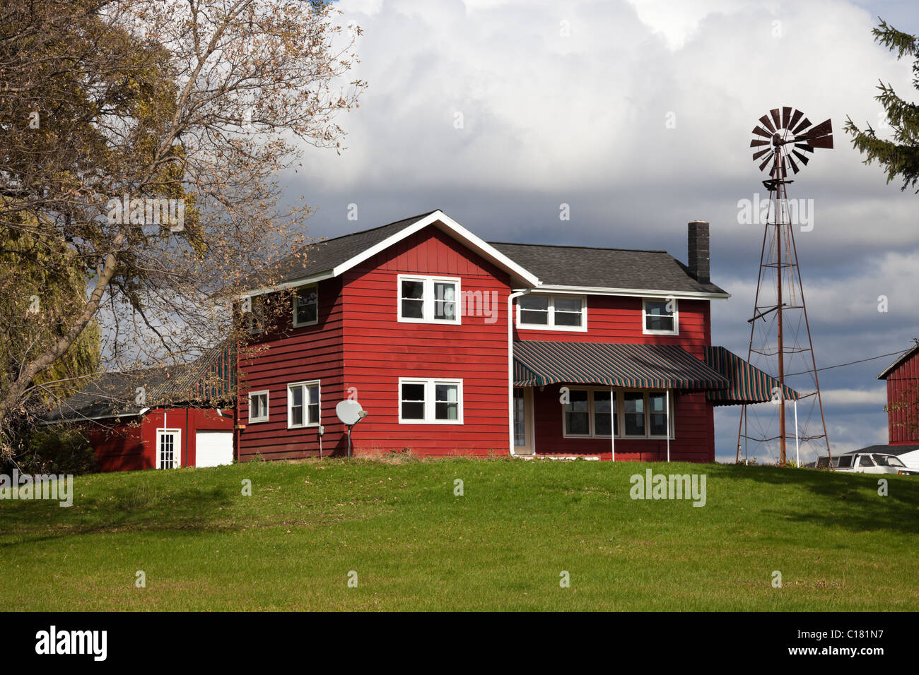 Red Farm House Stock Photo - Alamy