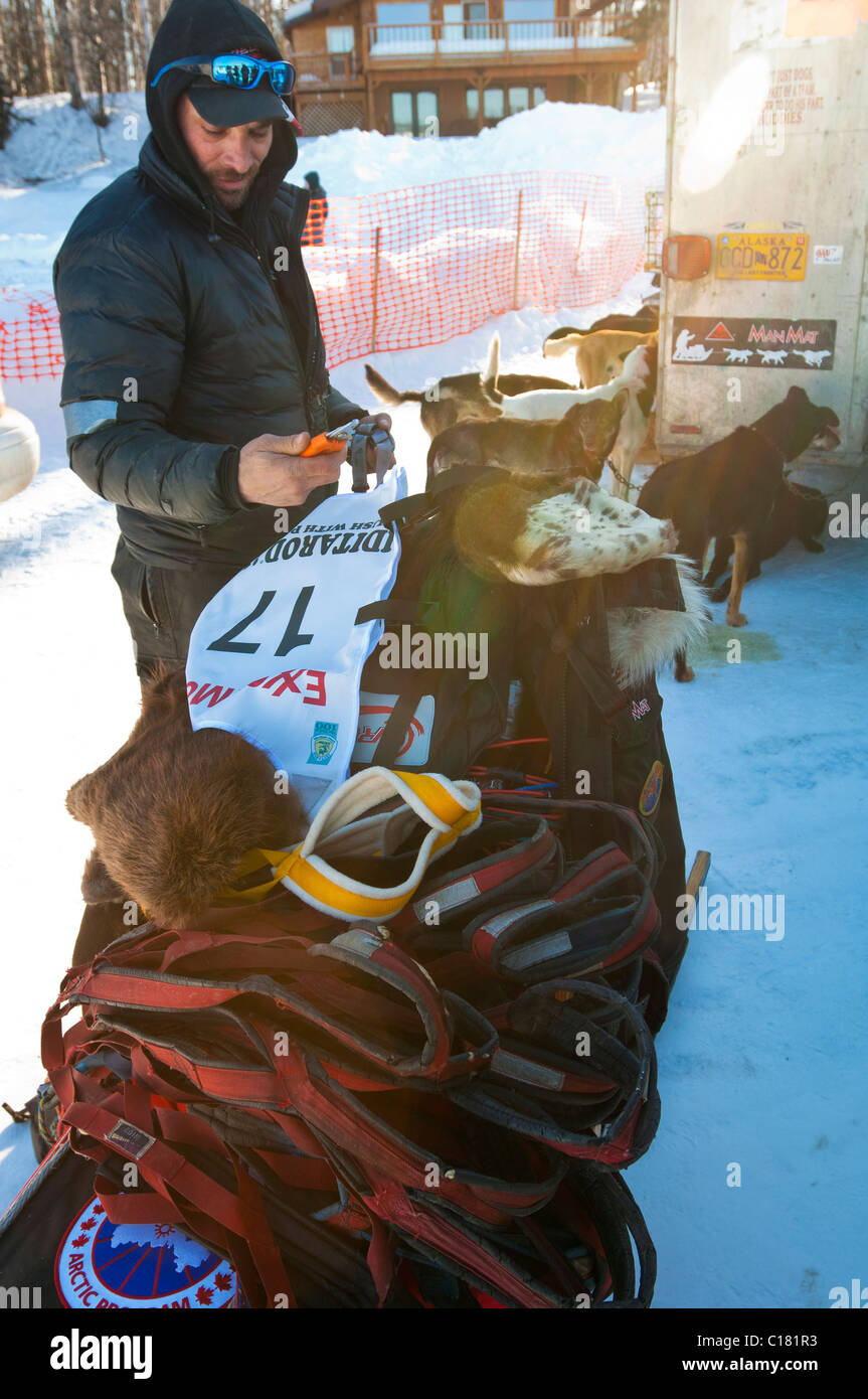 LANCE MACKEY PREPS FOR THE OFFICIAL START OF THE IDITAROD IN WILLOW ...