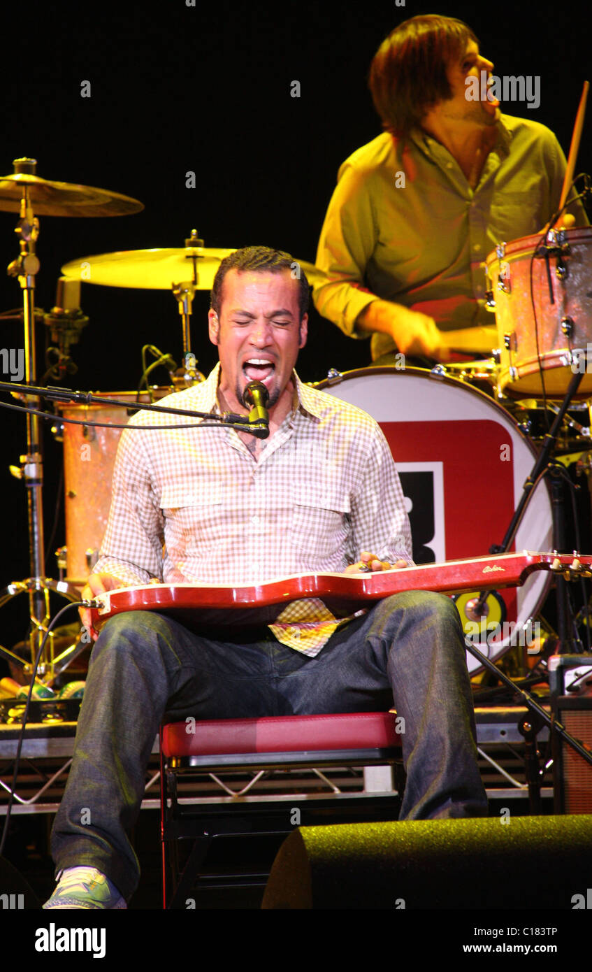 Ben Harper Lance Armstrong and Nike Sportswear launch 'Stages' at the ...