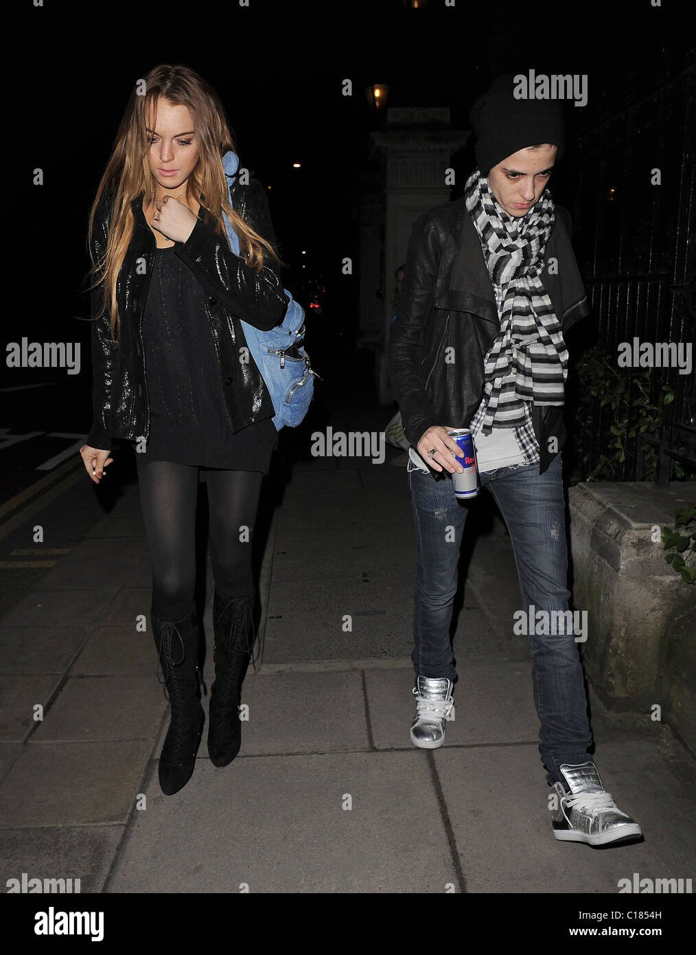 * LOHAN & RONSON SPARK WEDDING RUMOURS WITH SYNAGOGUE VISIT LINDSAY ...