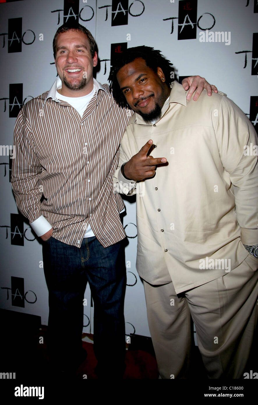 Ben Roethlisberger and The Pittsburgh Steelers celebrate their big win ...