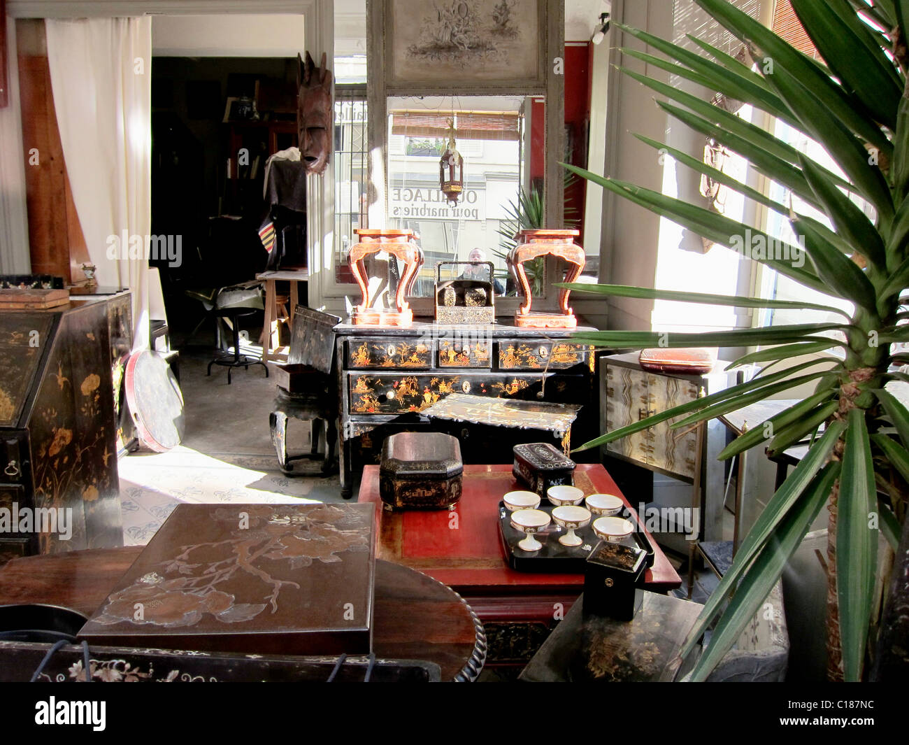 Old chinese antiques store horizontal hi-res stock photography and ...