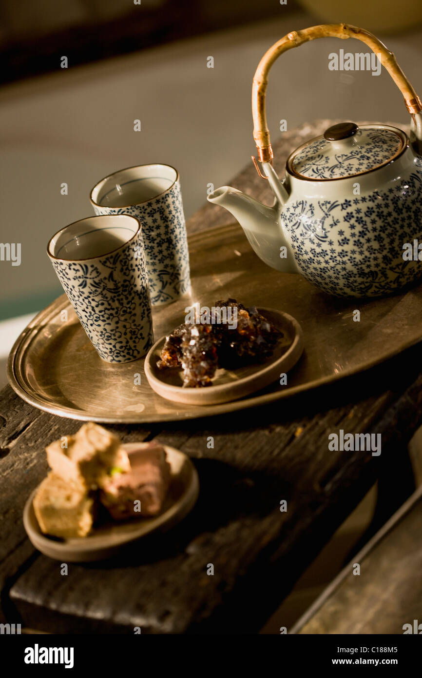 Tea and sugar Stock Photo - Alamy