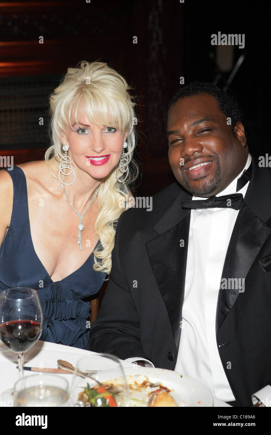 Katrina Peeples and Aaron Thomas The 2009 NV Awards: A Salute to Urban ...