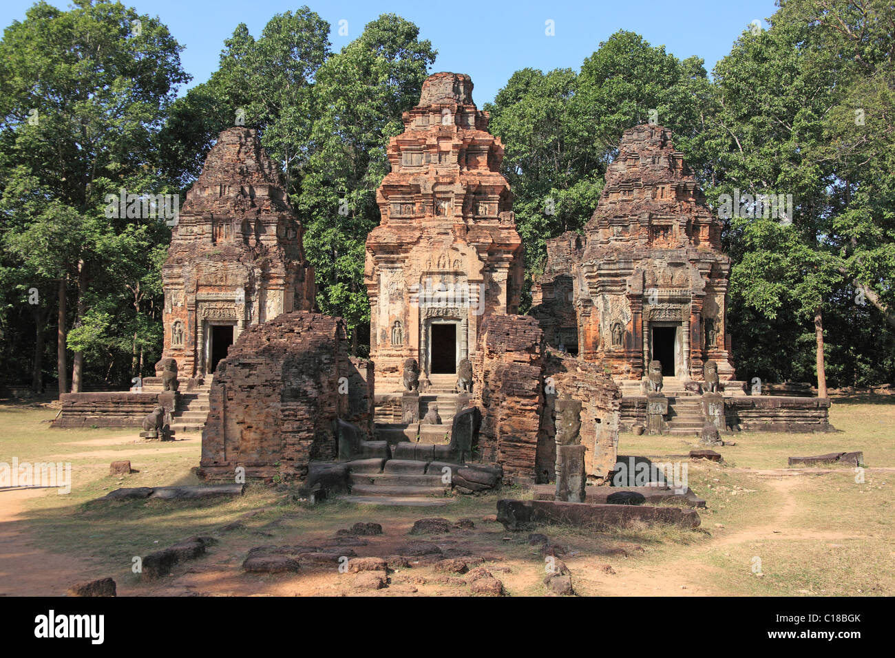 Preah Ko temple, part of the Roluos group at Angko Stock Photo - Alamy