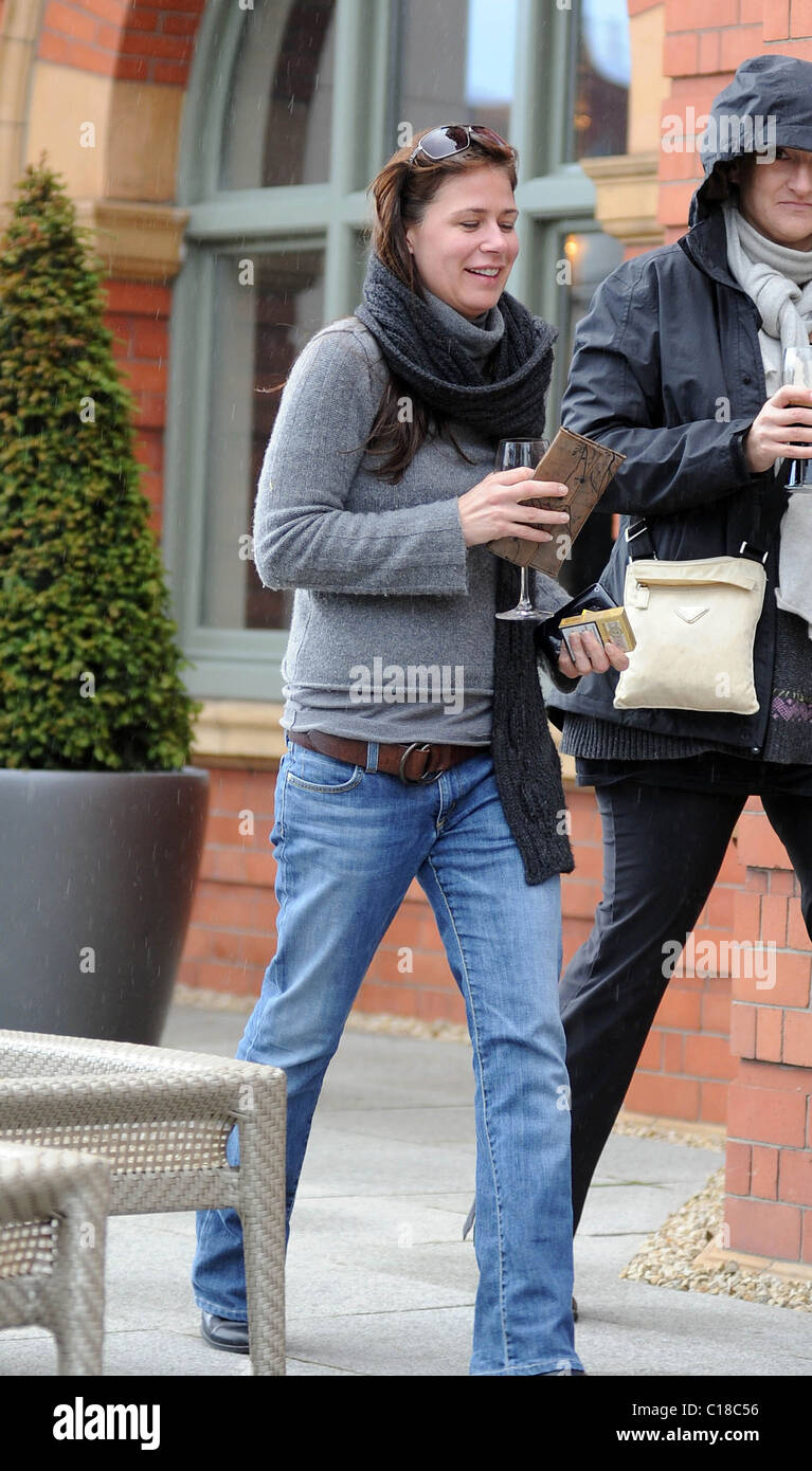 Us actress maura tierney on screen hi-res stock photography and images ...