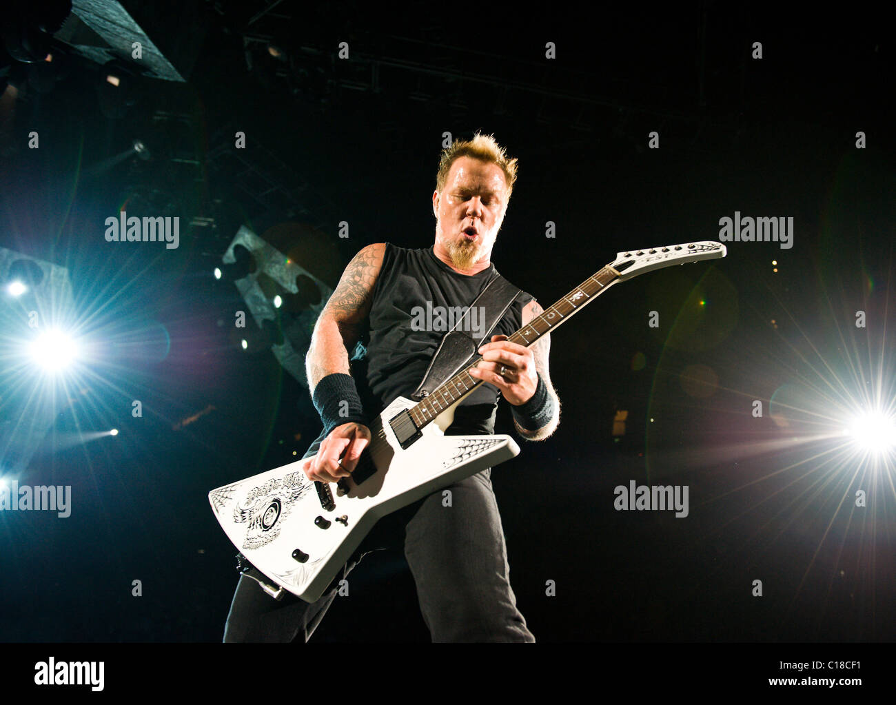 James Hetfield Latest Live Performance Pictures On Stage