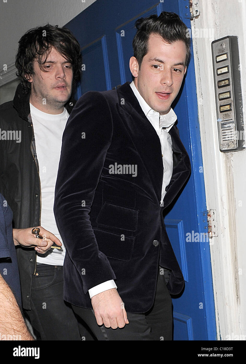 Mark ronson and charlotte ronson hi-res stock photography and images ...