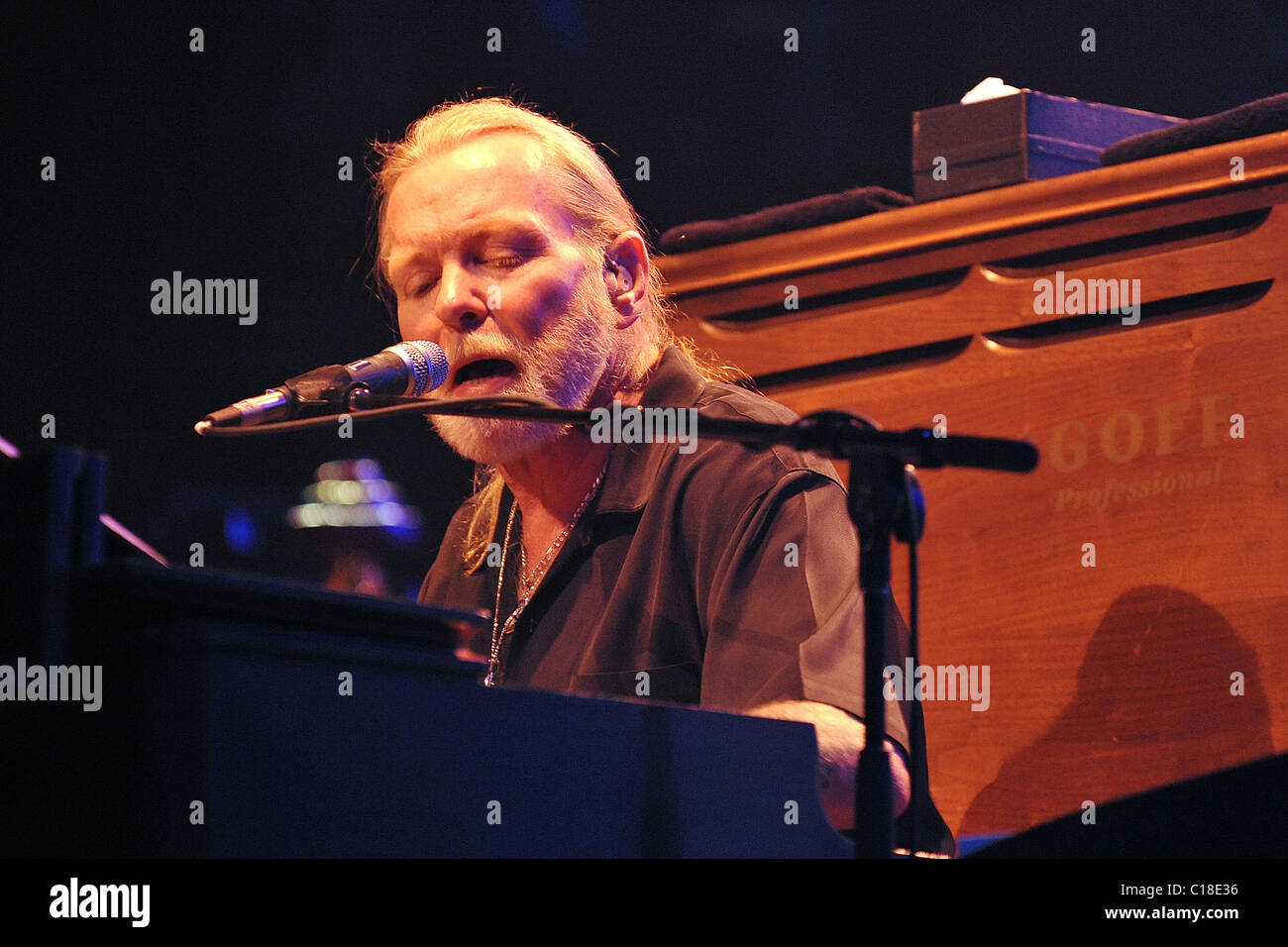Gregg allman concert hi-res stock photography and images - Alamy