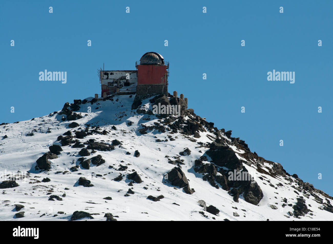 Old observatory hi-res stock photography and images - Alamy