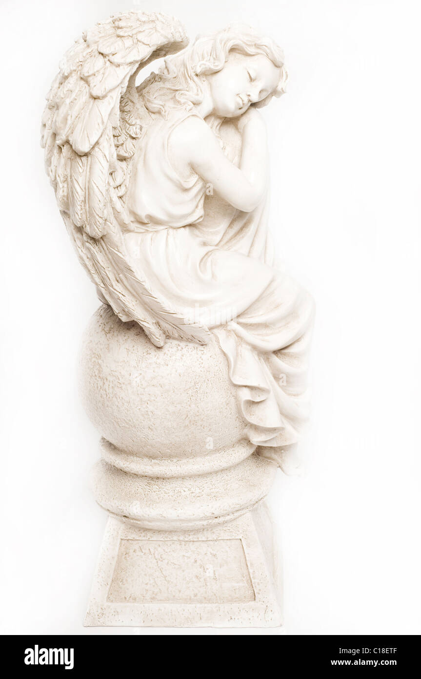 Angel statue sculpture cut out hi-res stock photography and images - Alamy
