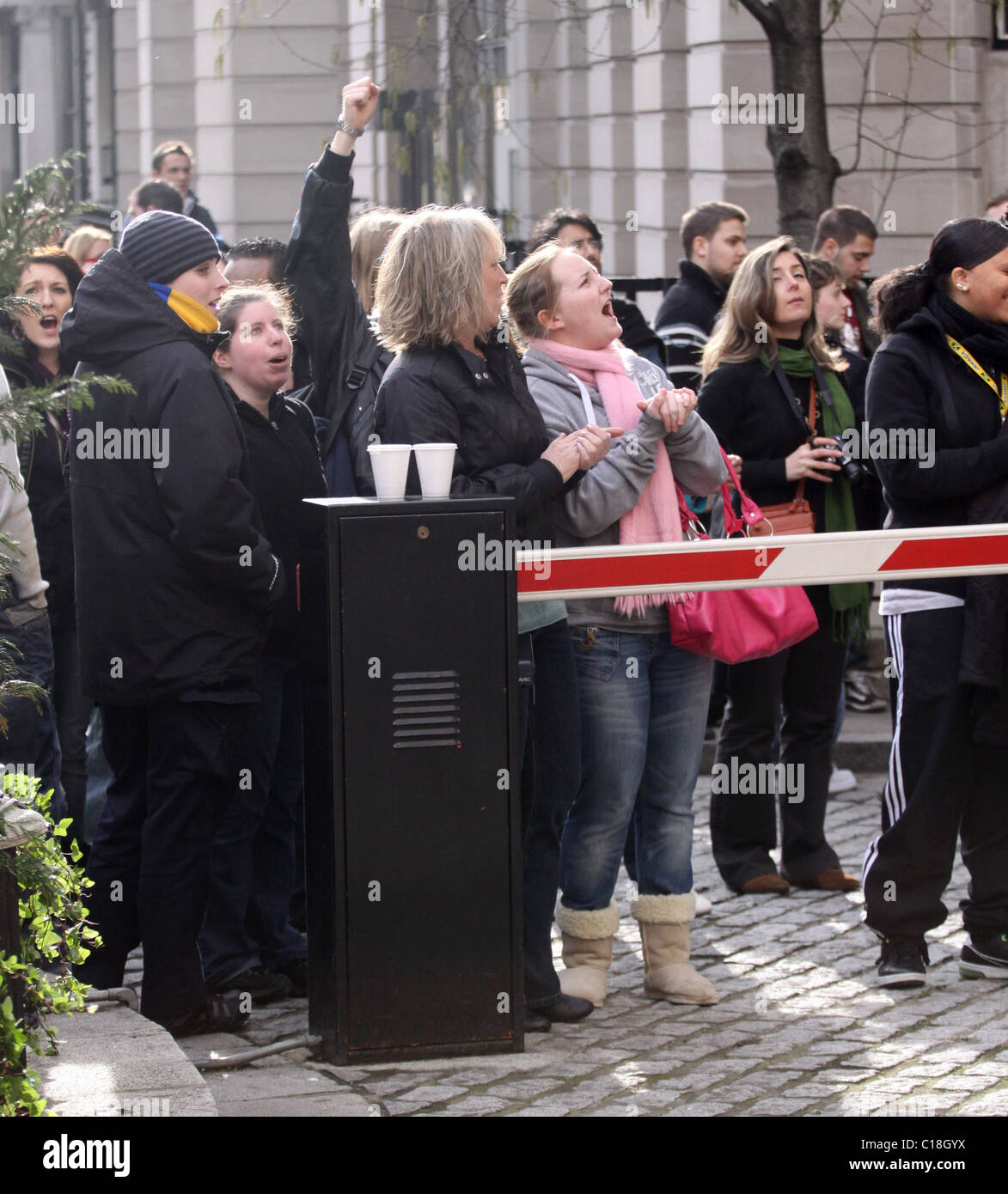 Michael jackson outside hotel hi-res stock photography and images - Alamy