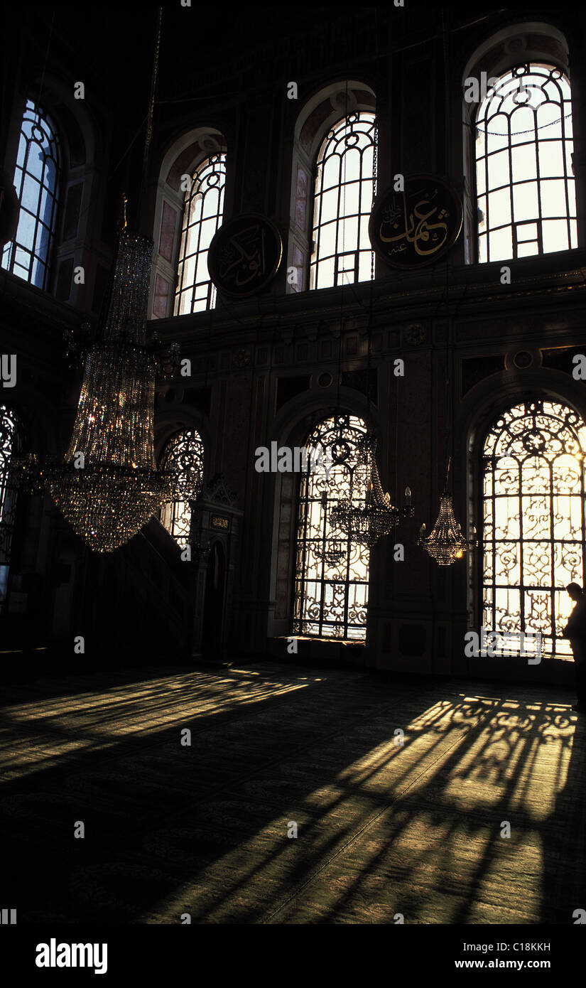Inside ortakoy mosque istanbul hi-res stock photography and images - Alamy