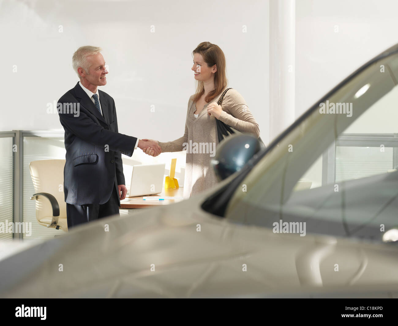 Car_dealership hi-res stock photography and images - Alamy